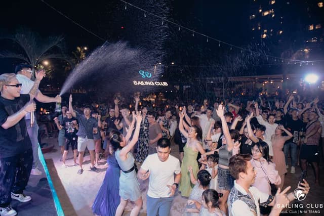 Hanoi Nightlife Guide - Vietnam [2024]